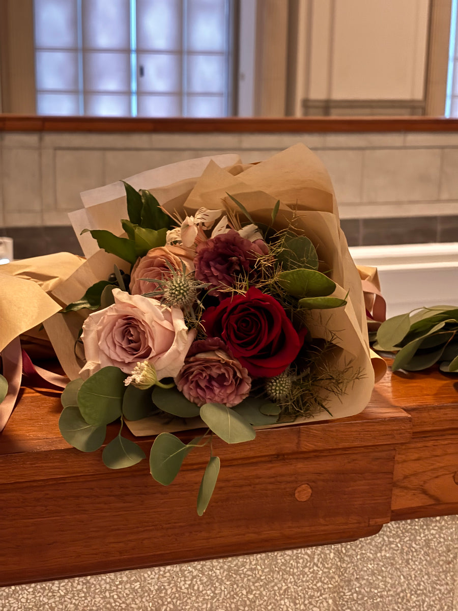 3 Rose Bouquet – IM Garden Mart